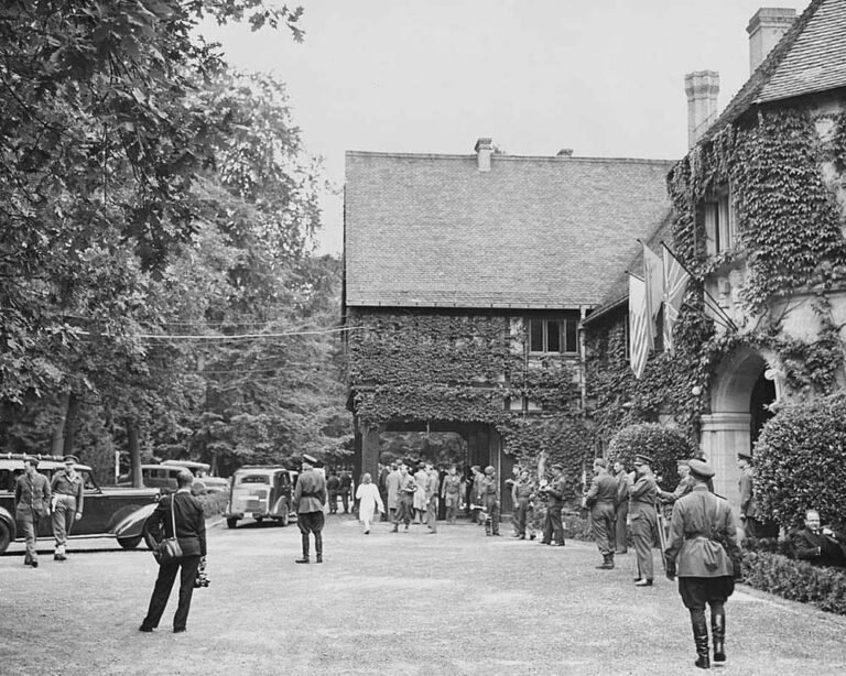 The Potsdam Conference - A Day-By-Day Account - The Potsdam Conference 1945